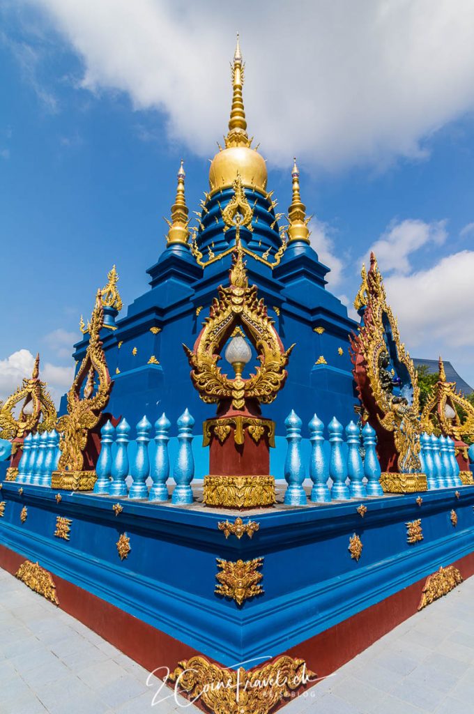 Wat Rong Seur Ten der Blaue Tempel von Chiang Rai