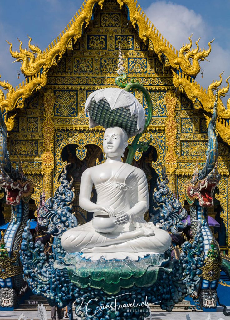 Wat Rong Seur Ten der Blaue Tempel von Chiang Rai