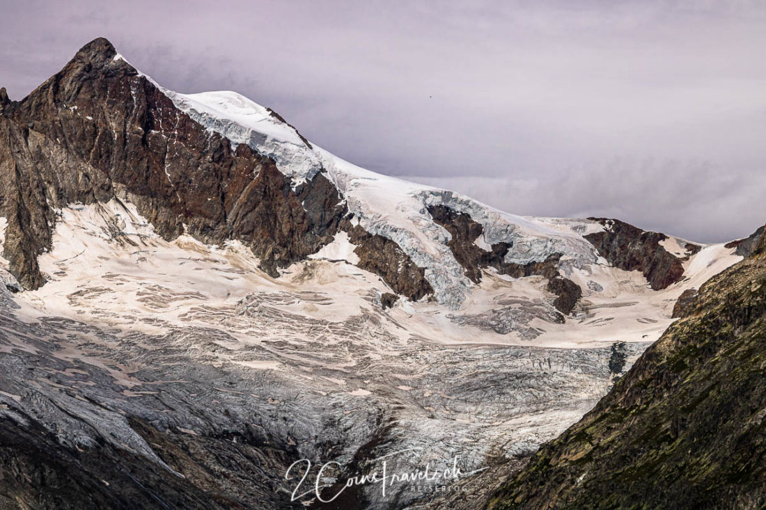 Wanderung am Aletschgletscher dem UNESCO Welterbe im Kanton Wallis