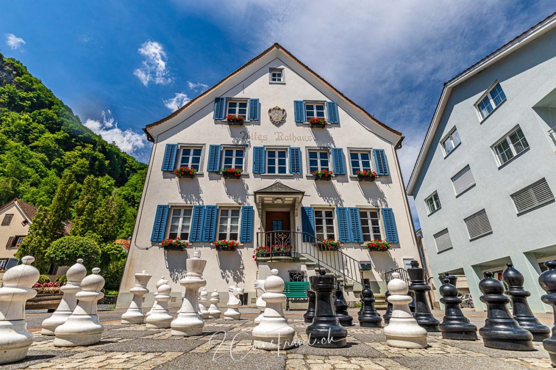 Spektakuläres LightRagaz in der Taminaschlucht bei Bad Ragaz